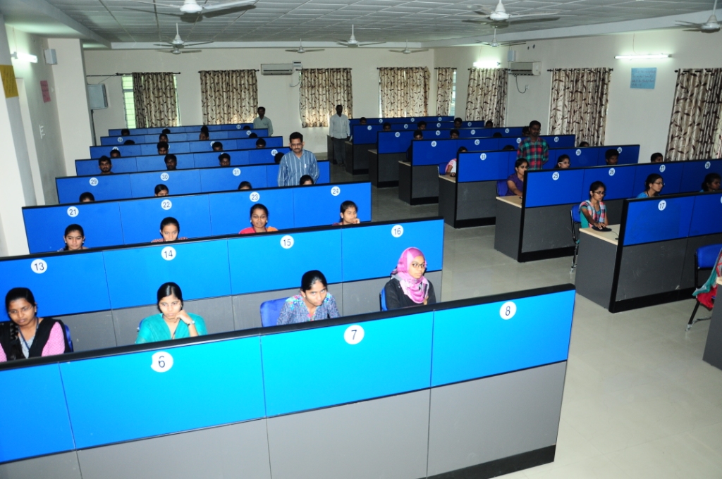 JNTUH University College of Engineering Manthani